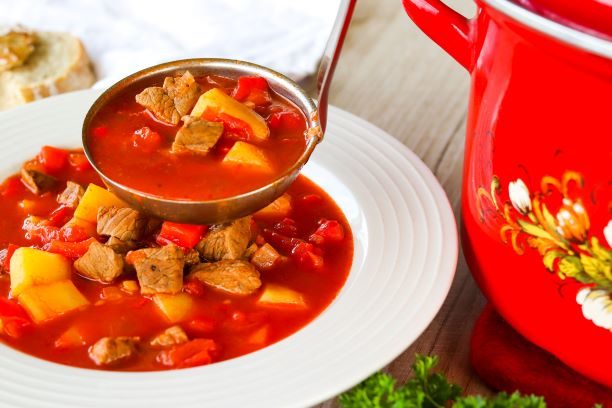 Gulassikeitto - Ruoka & Koti