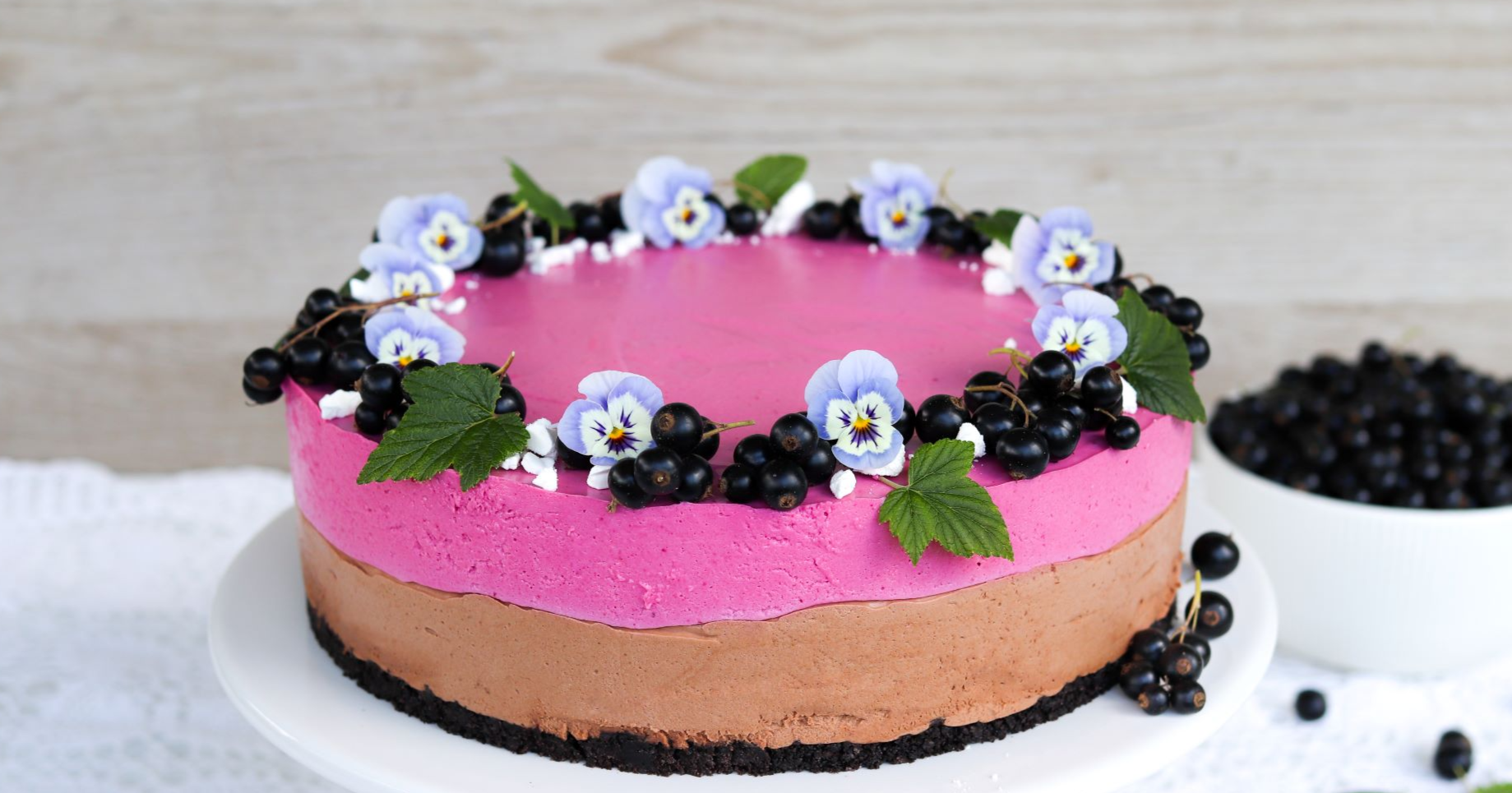 Mustaherukka-suklaajuustokakku - Ruoka & Koti