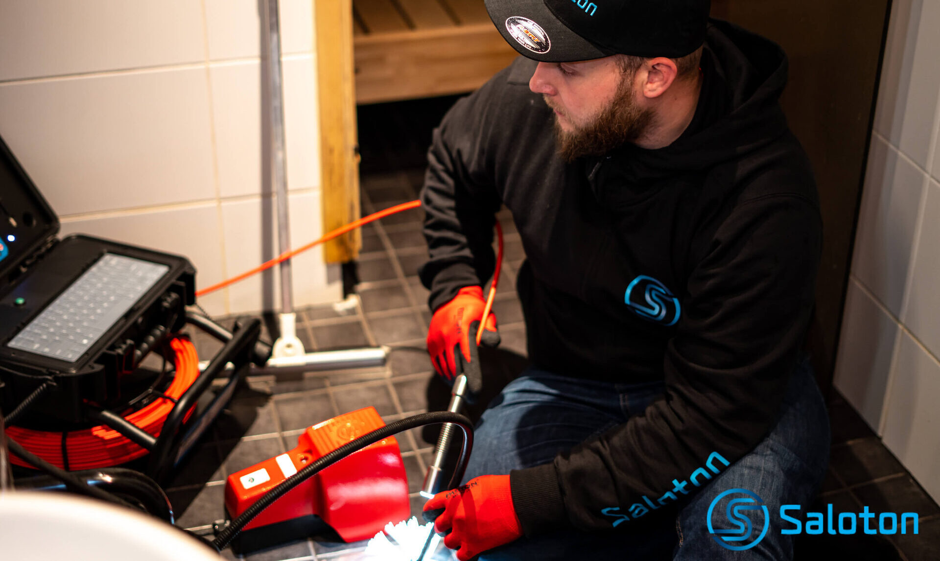 Saloton Oy - Viemärihuoltoa ammattitaidolla ympäri Suomen