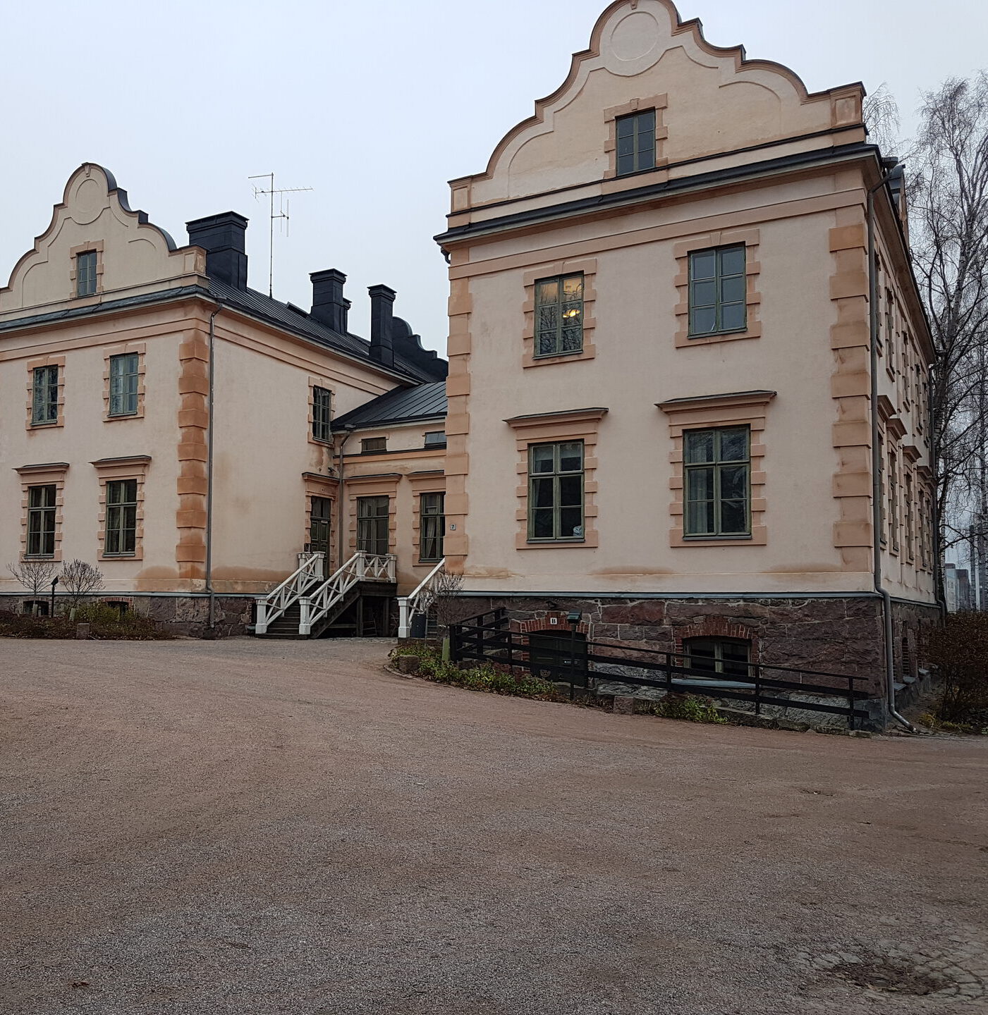 Albergan kartano | EKYL